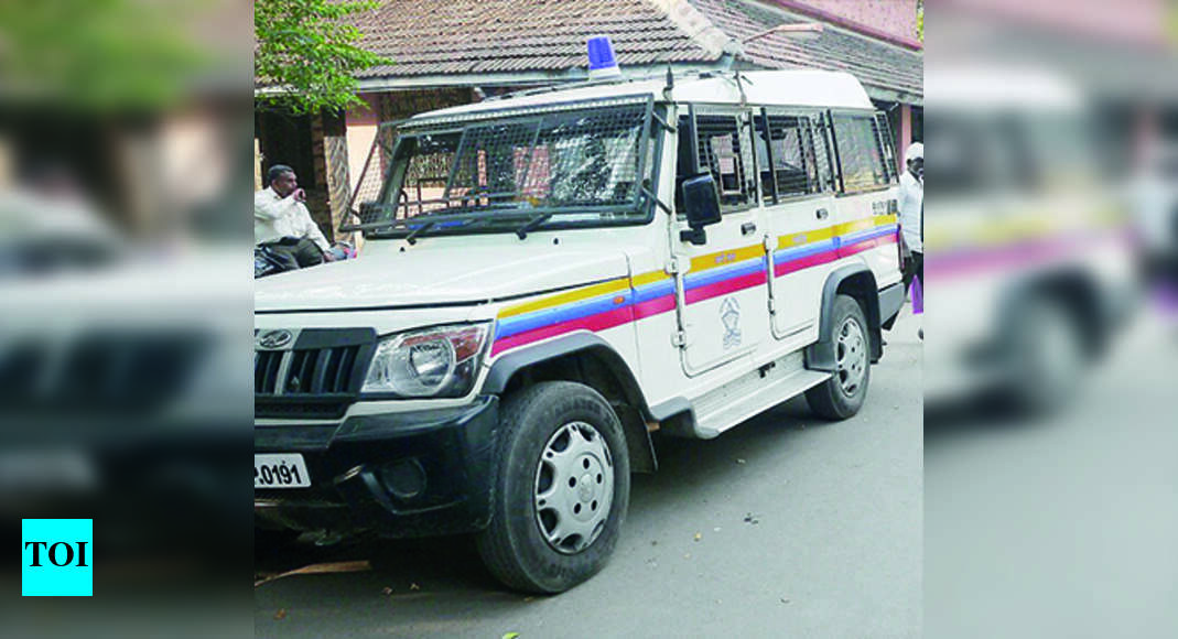 Nashik Cops Seek 16 Vans For Highway Patrolling | Nashik News - Times ...