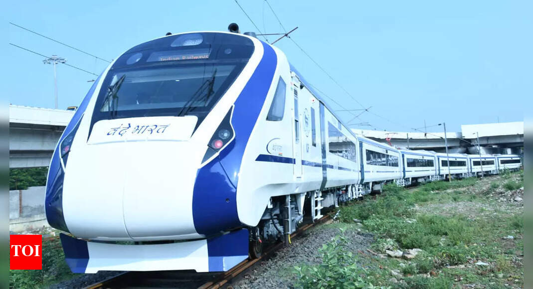 Southern Railway gets Vande Bharat rake, to be flagged off on November ...