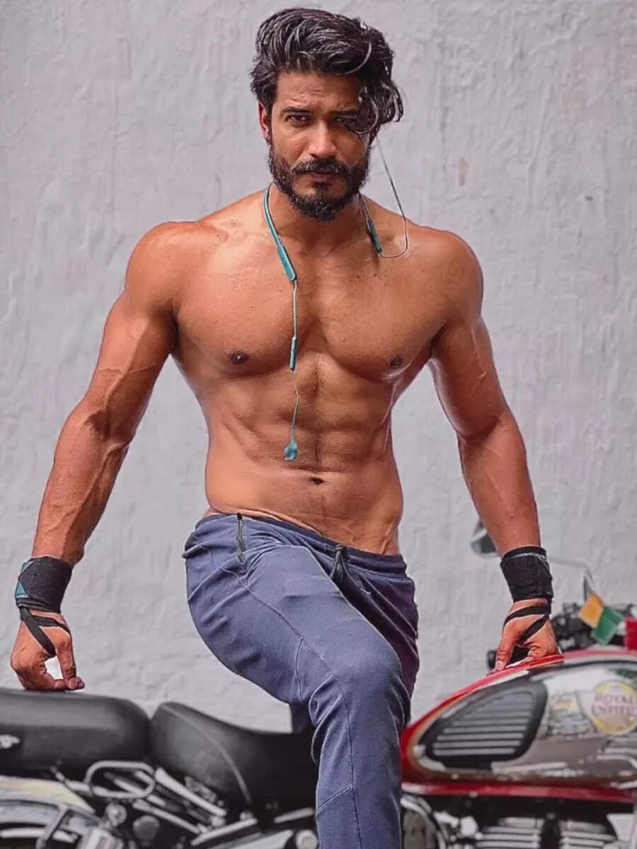 In Pics: Actor Gourab Mondal sets temperatures soaring with his ripped physique | Times of India