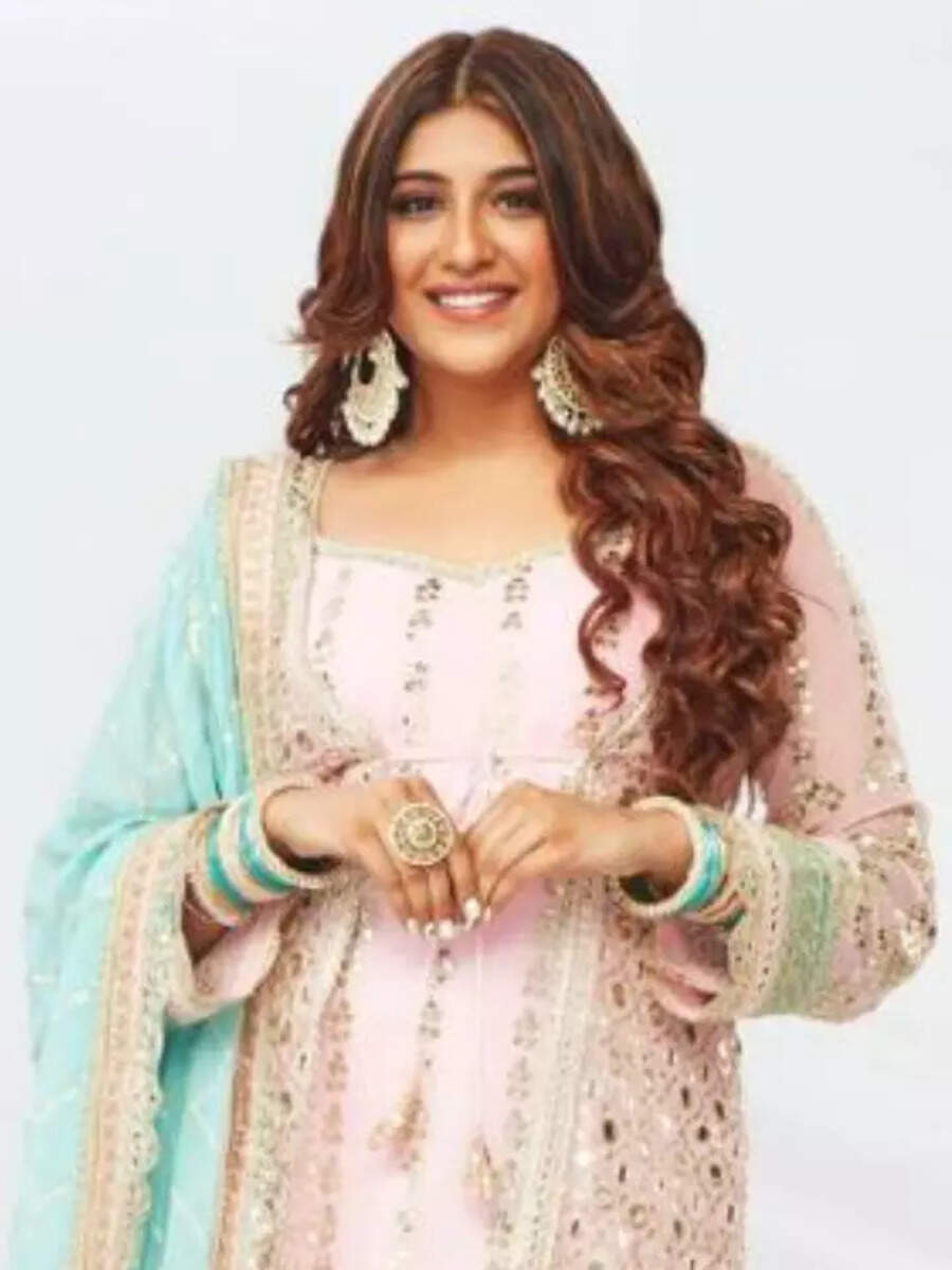 Educational qualifications of BB16 contestants | Zoom TV