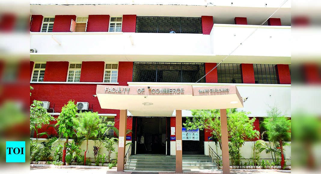 Bcom: Msu Reopens Today Sans Clarity On Fy Bcom Classes | Vadodara News ...