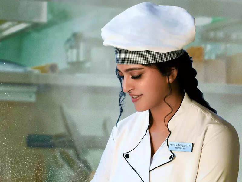 Anushka Shetty unveils first look as MasterChef 'Anvitha Ravali Shetty' from her upcoming film ...