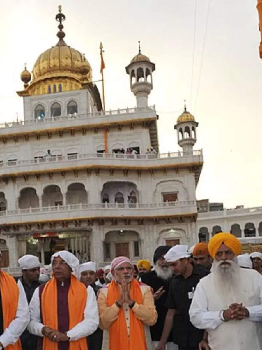 PM Modi recalls teachings of Sikh Gurus | Times Now