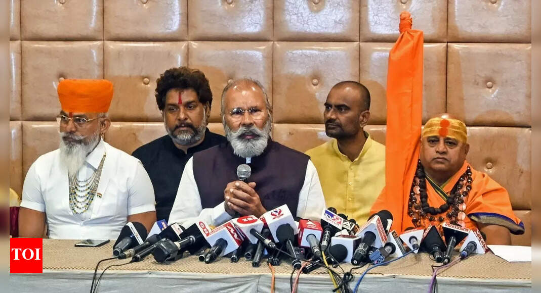 Hindutva: EX-IPS officer Vanzara launches 'Hindutva'-based political ...