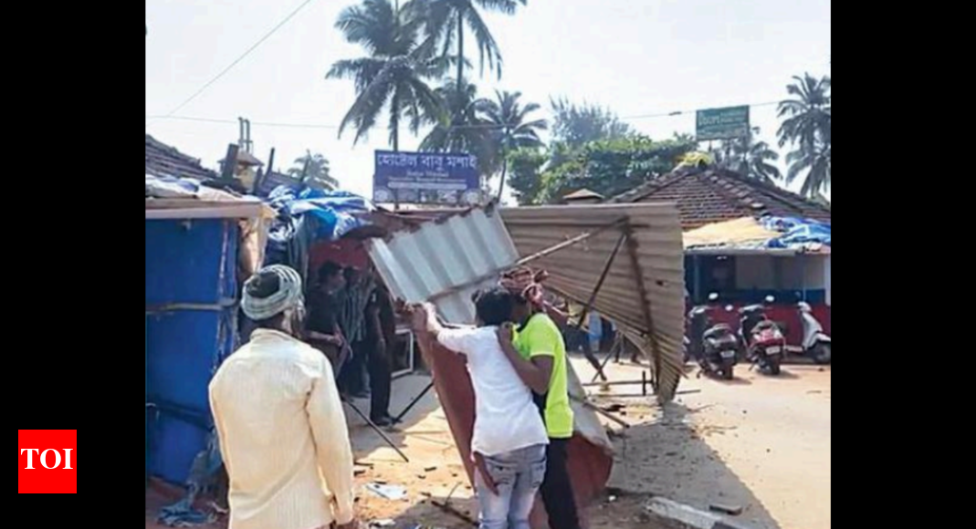 Illegal extensions to 30 tourism department stalls in Colva demolished ...