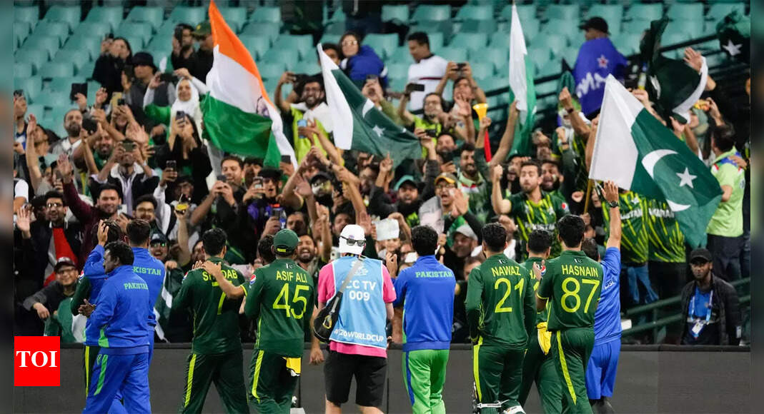 'This World Cup deserves India-Pakistan final': Twitter reacts after ...