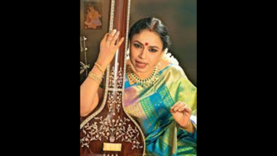 Chennai: Carnatic vocalist's foundation helps 27 students graduate ...