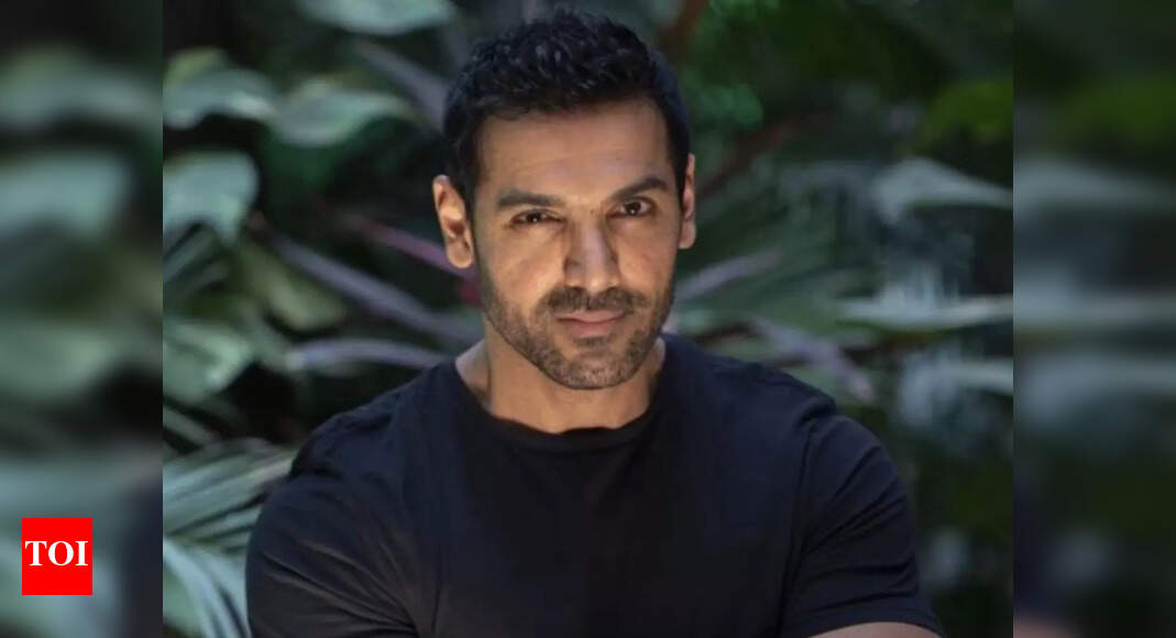 Prashant Mistry recalls training John Abraham in 'Dostana' | Hindi ...