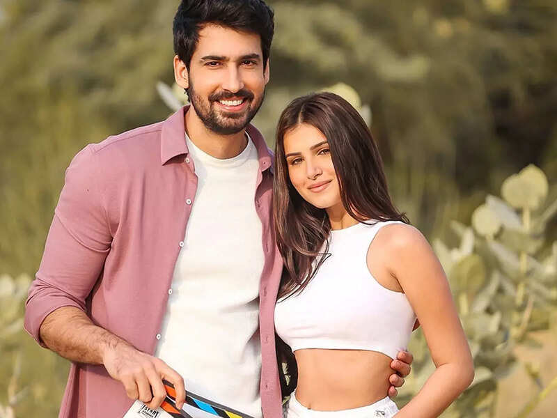 Dhairya Karwa joins Tara Sutaria in 'Apurva' | Hindi Movie News - Times ...