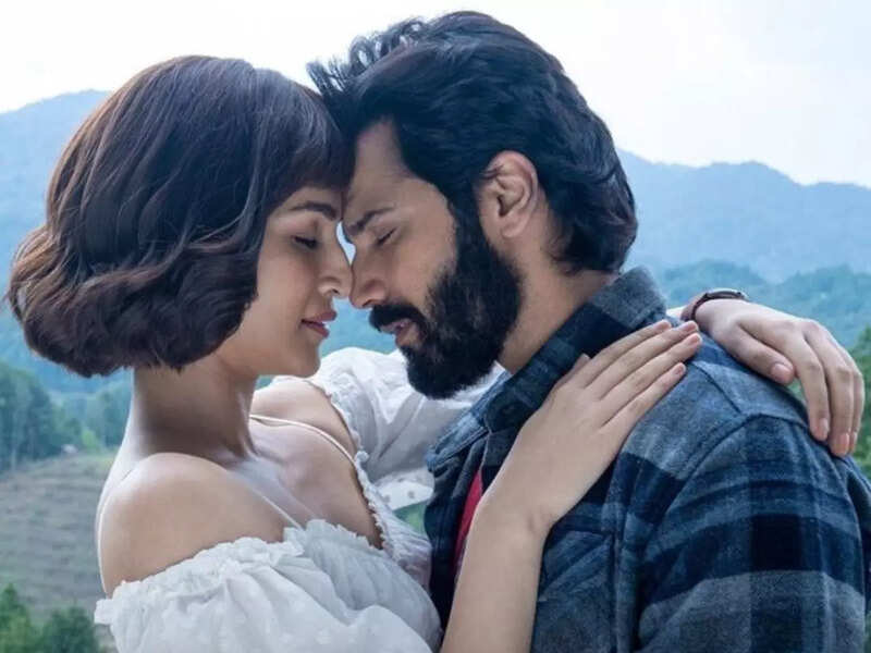 Varun Dhawan and Kriti Sanon's 'Bhediya' titled 'Thodelu' in Telugu ...