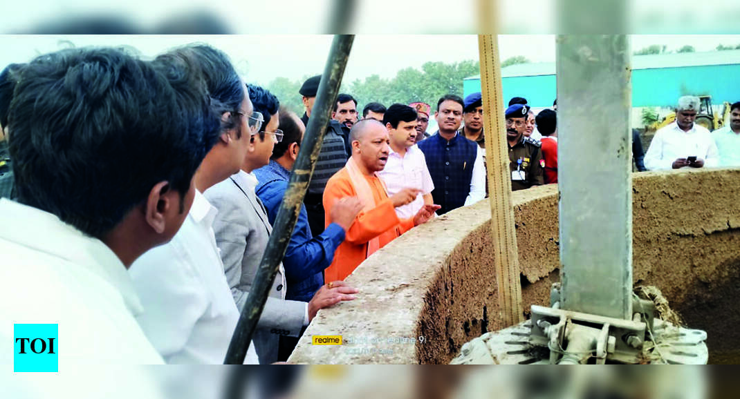 Yogi Adityanath: Cm Inspects Biogas Plant At Gobardhan Yojna Site | Varanasi News - Times of India