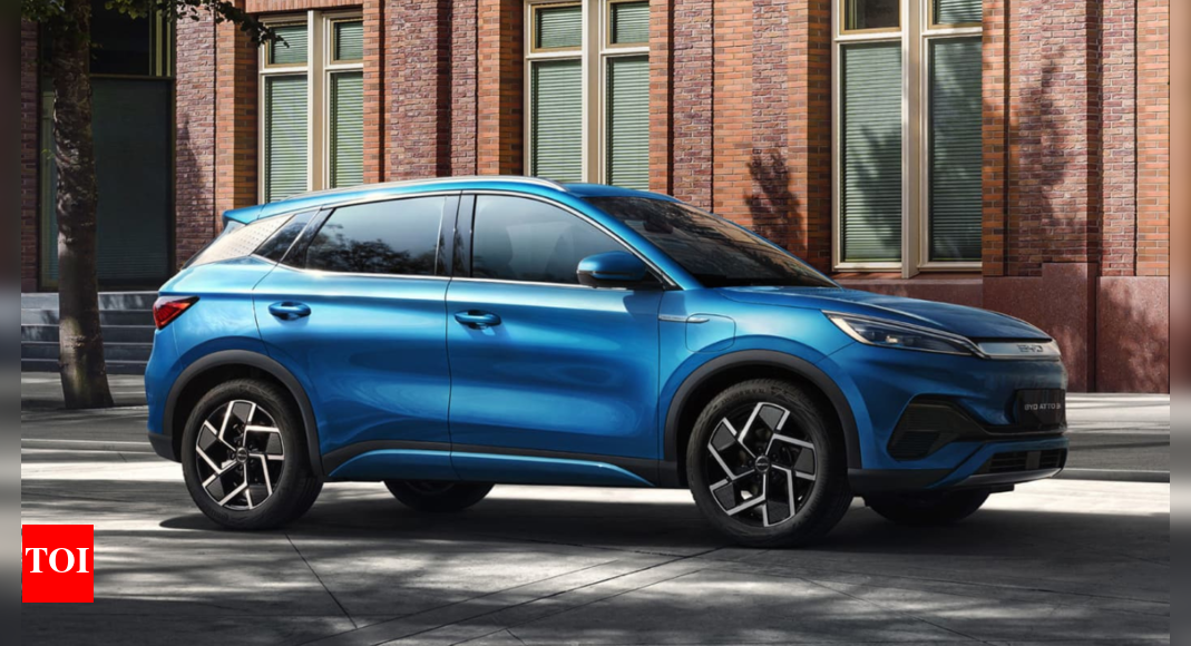 BYD Atto 3 Price in India: BYD Atto 3 electric SUV launched in India at Rs 33.99 lakh: Specs ...