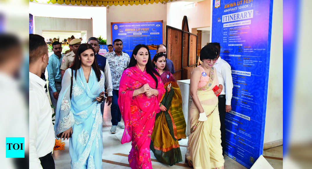 Last Day Of Awwa Lit Fest Sees Launch Of Several Books | Jaipur News - Times of India