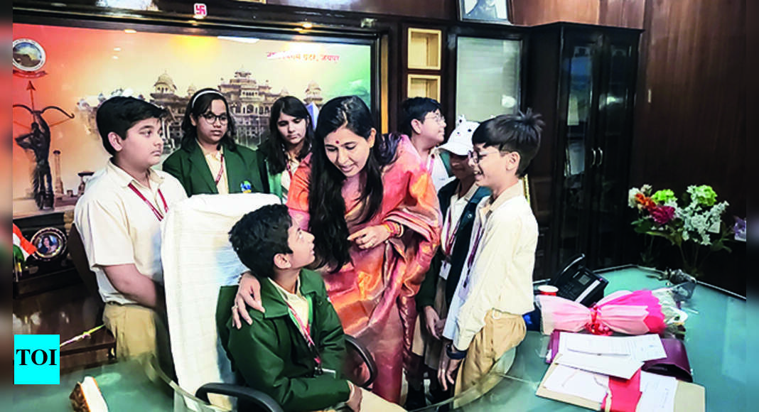 Kids Visit Jmc-g Office To Learn About Its Functions | Jaipur News ...