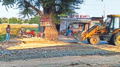 Road Condition Poor In Nashik Rural; Fund Paucity Affects Repair Work ...