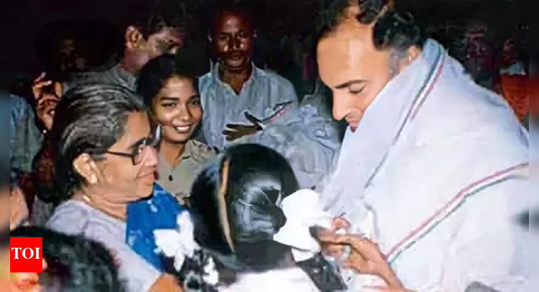 Rajiv Gandhi: 'Crying Sonia asked me all about Rajiv's last 20 minutes ...