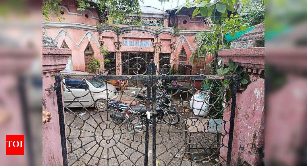 HC orders status quo as Rs50 lakh Muslim Library revamp plan surfaces ...