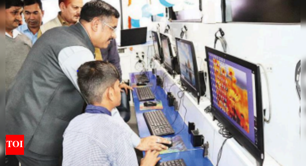 Uttarakhand: Computer lab on wheels rolled out for school kids in US ...
