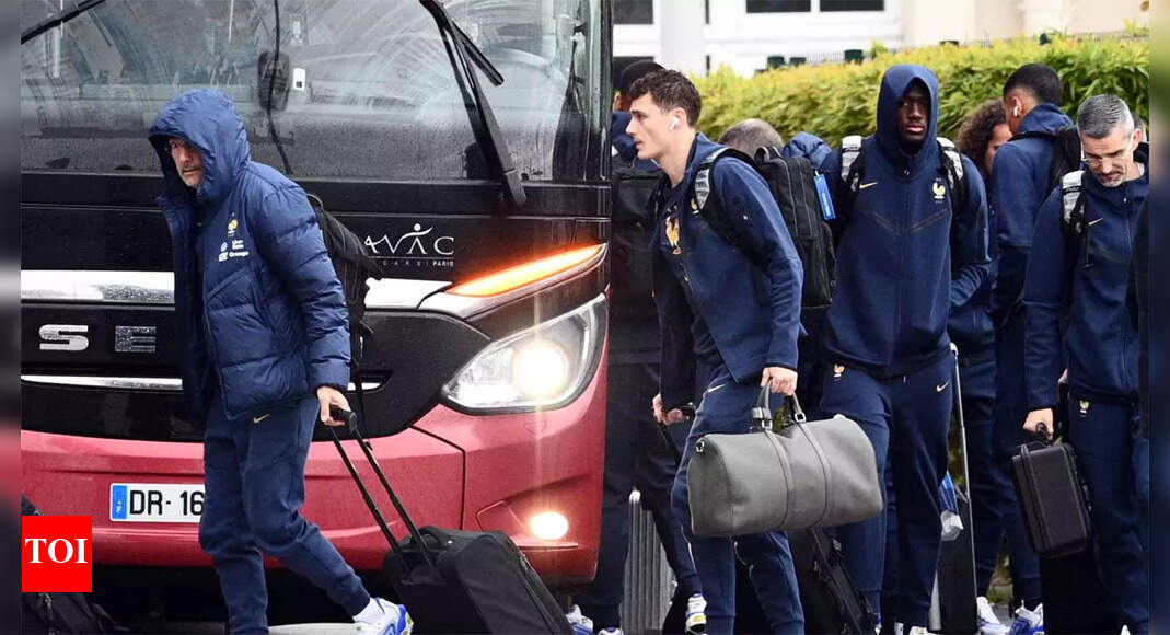 Lionel Messi's Argentina and champions France jet to World Cup ...