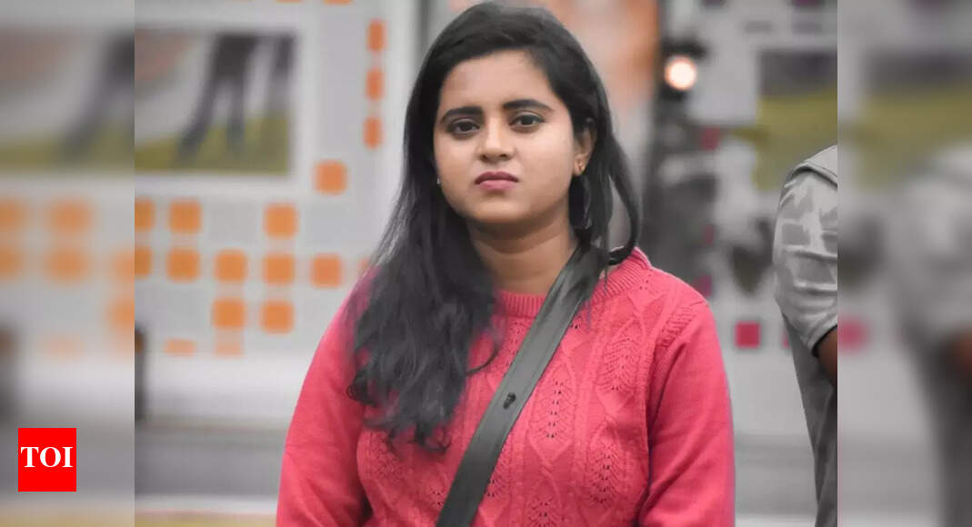 Bigg Boss Kannada 9: Captain Kavyashree Gowda loses calm over Rupesh ...