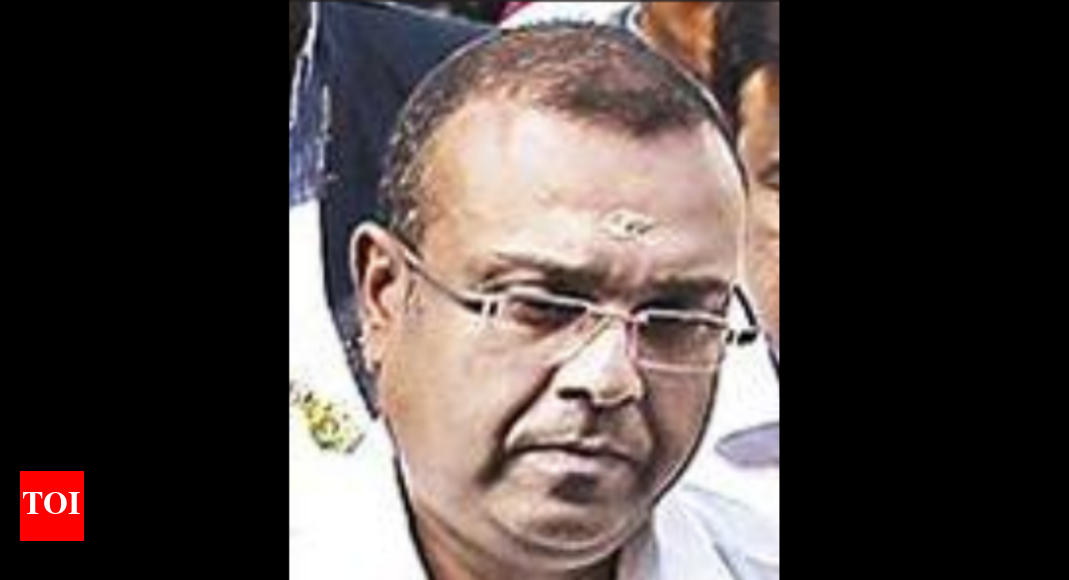 Thushar Vellappally: Poachgate: SIT camps in Kerala, slaps notice on ...