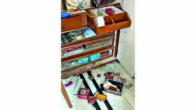 Woman Attacked Inside House, Robbed | Rajkot News - Times of India