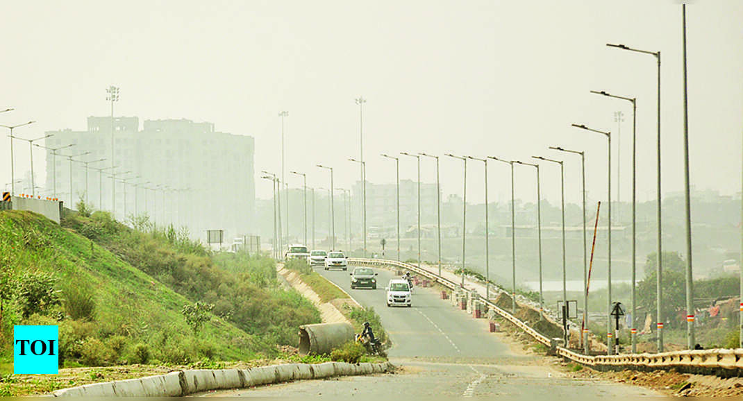 Steps Being Taken To Curb Pollution At Metro Rail Sites: Dmrc | Patna ...