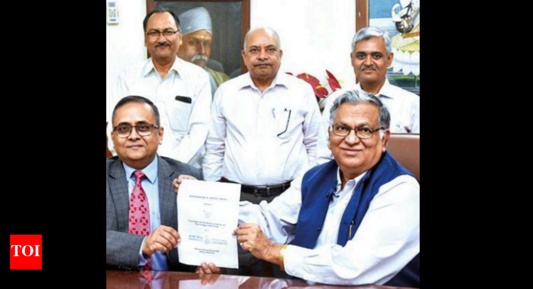 Bhu: Bhu Inks Pact With Fast India To Improve Research Rankings ...