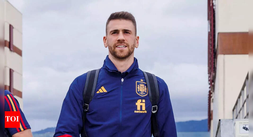 Spain defender Gaya out of World Cup with injury, Balde called up ...