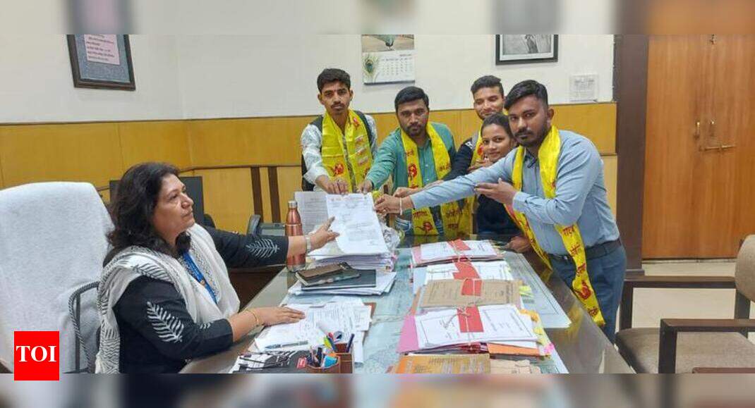 OBC students’ association meets resident collector Bankar | Nagpur News ...