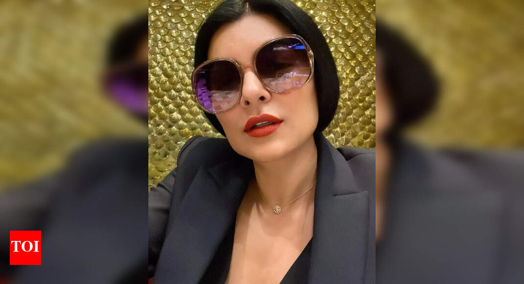 Sushmita Sen turns 47; says she is 'thrilled to announce the arrival of ...