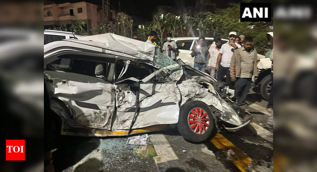 Breaking news live: Major accident on Pune-Bengaluru highway; 48 ...