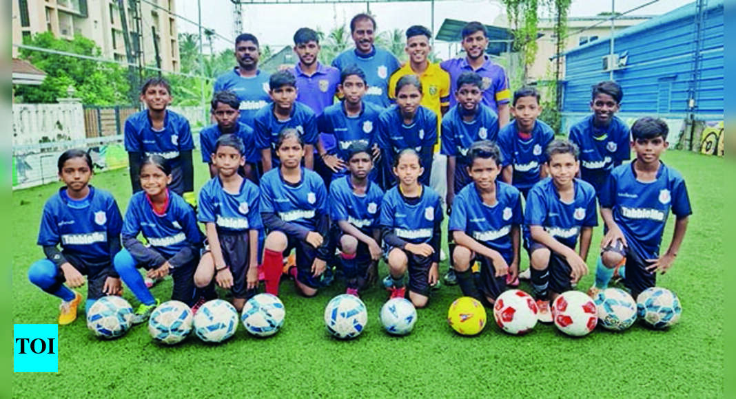 Kochi: Mega Football Coaching Programme For Kids Mooted | Kochi News ...