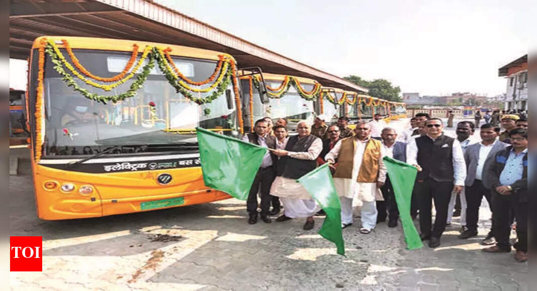 City Gets 20 More E-buses For Better Passenger Facilities | Kanpur News ...