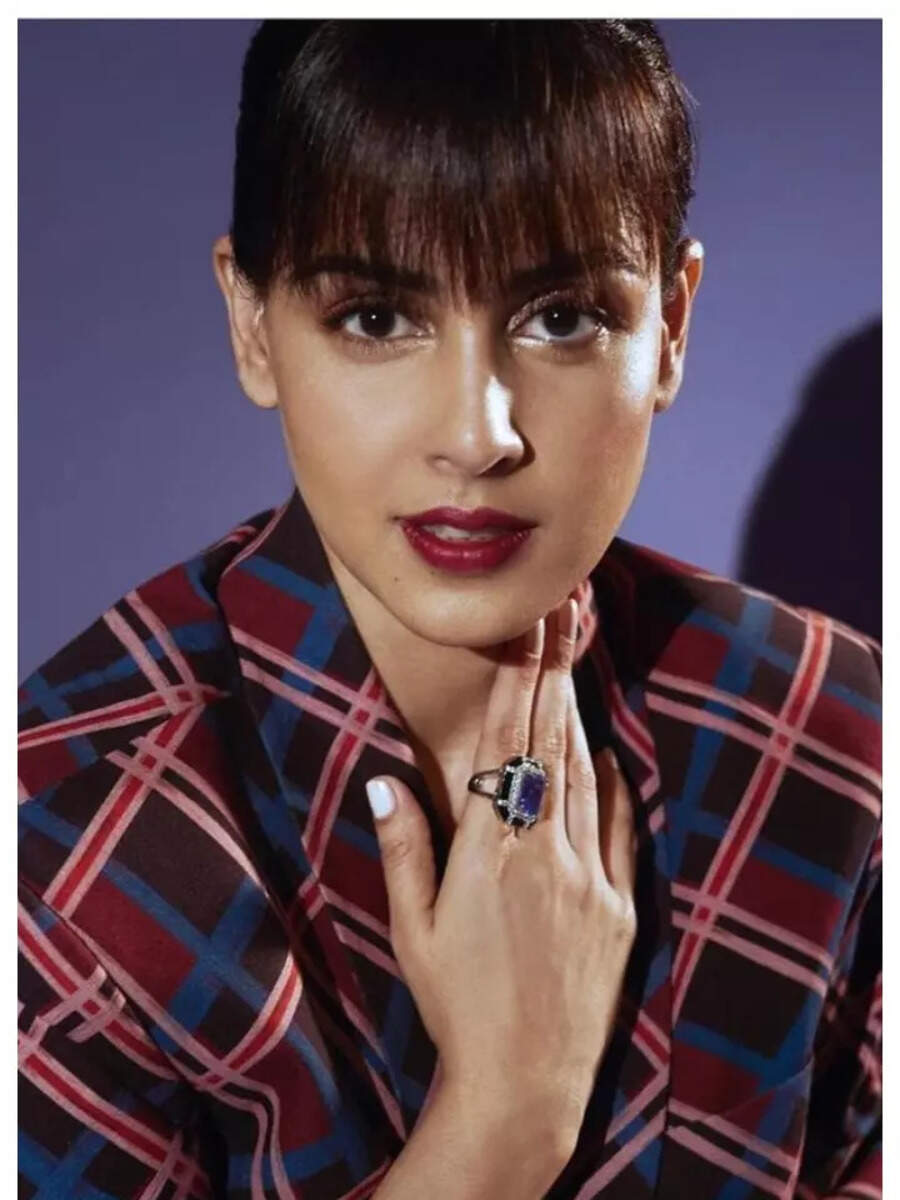 Genelia D'Souza's Glamorous Pictures | Times of India