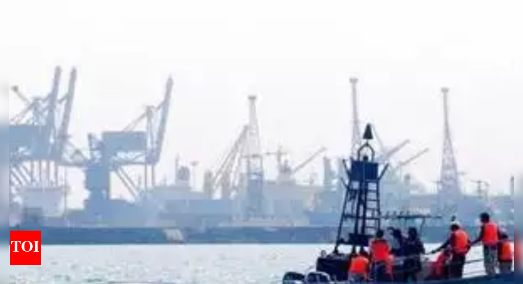 Tuticorin: Ports Hoist Warning Flags | Madurai News - Times of India