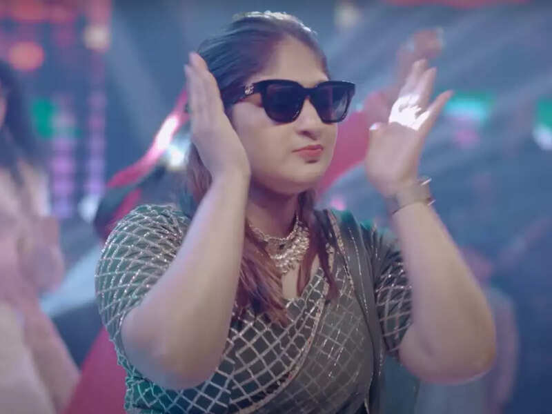 Watch: The fabulous dance moves of Mollywood wives! | Malayalam Movie ...