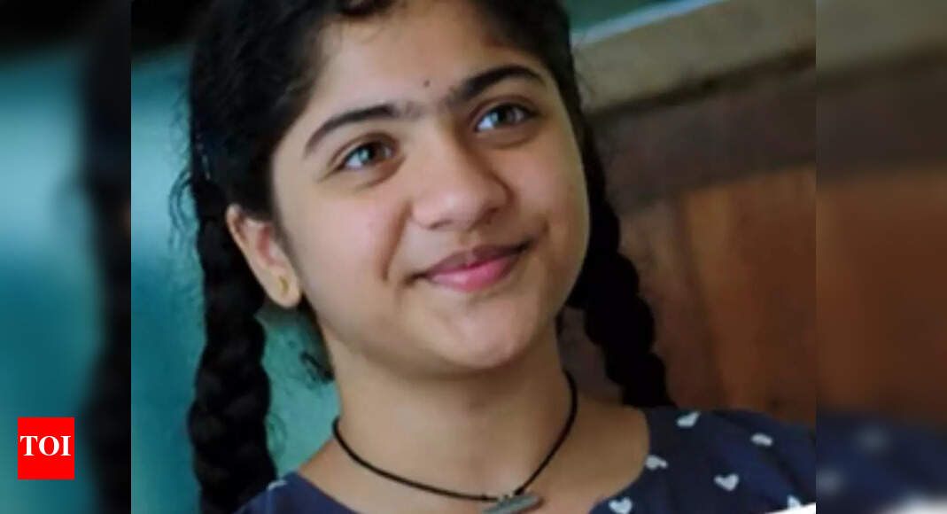 Karthika Deepam preview: Sourya makes a new plan to search for her ...