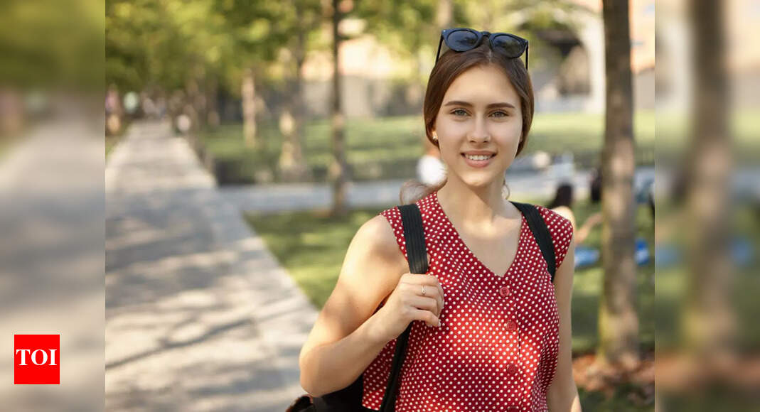 Tops under 300 for college wear: Trendy picks - The Times Reviews (May ...