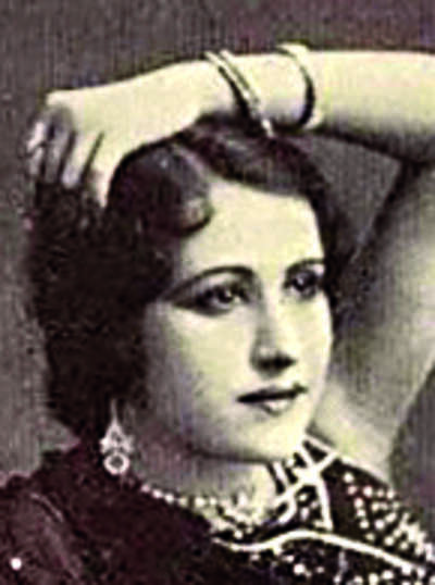 ‘patience Cooper’s Styling & Outfit Were Modern’ | Kolkata News - Times ...