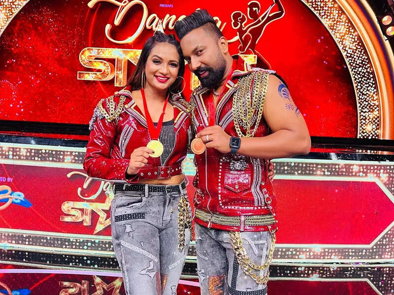 Saranya Anand is all elated after her first dance performance with ...