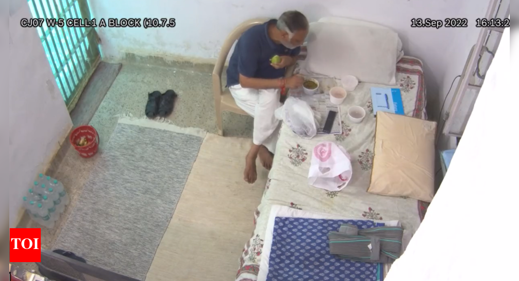 Delhi court directs Tihar Jail administration to provide food to ...