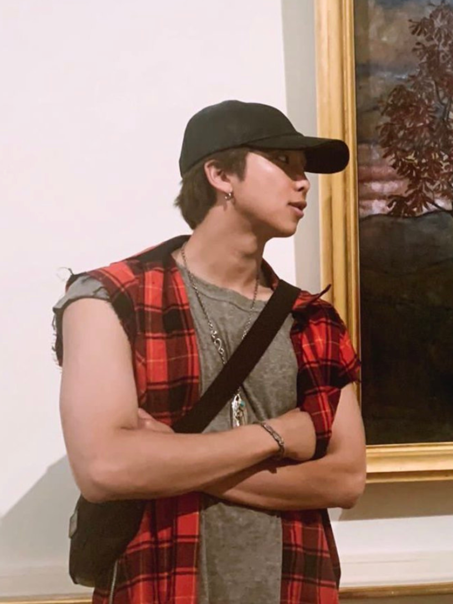 BTS star RM's wholesome 'boyfriend material' looks | Zoom TV