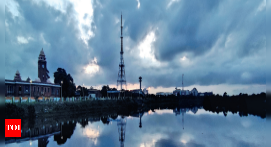 Weather bloggers get their moment in the sun | Chennai News - Times of ...