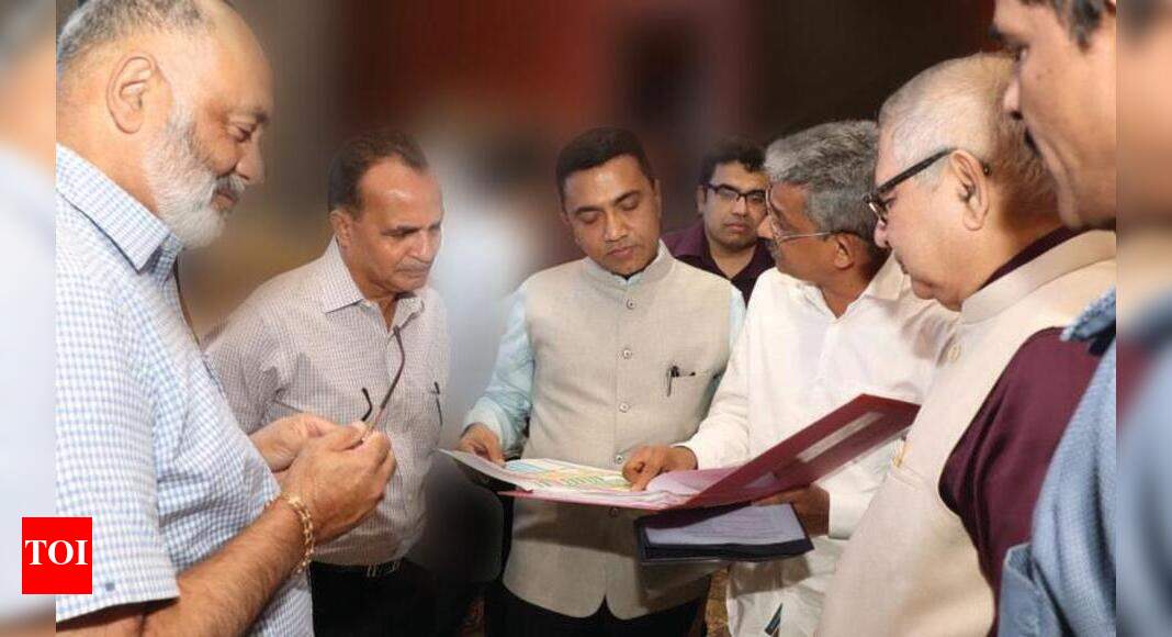 Industry bodies meet CM, convey dismay over hike in minimum wages | Goa ...