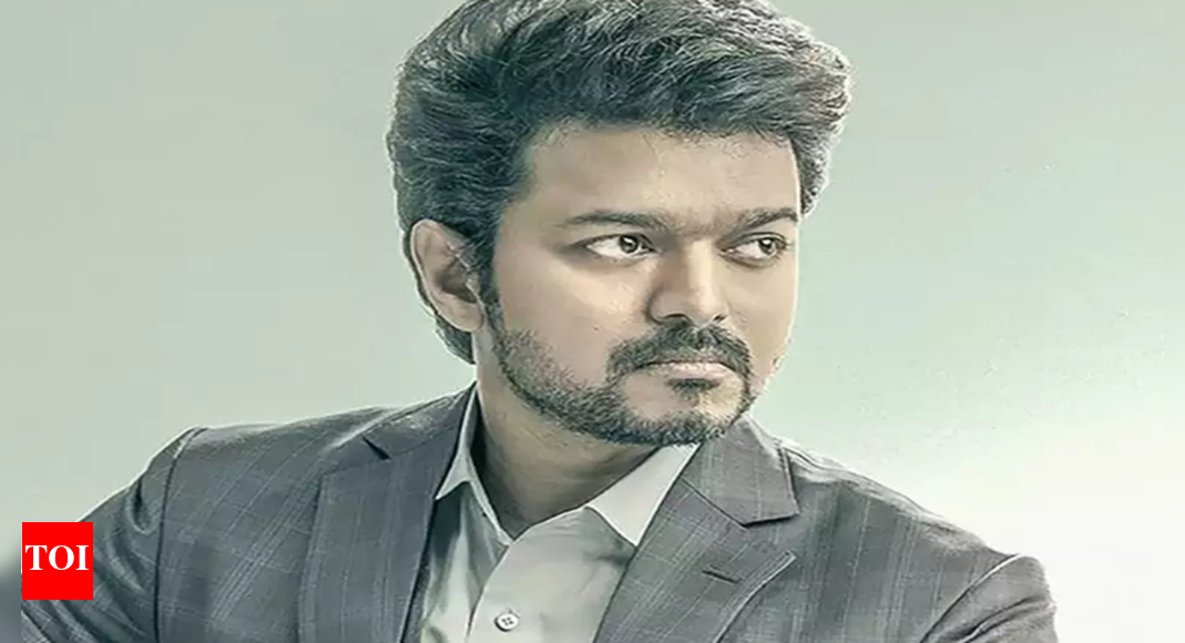 Vijays: Tamil Nadu: Vijay’s film in soup for using 5 jumbos sans nod ...