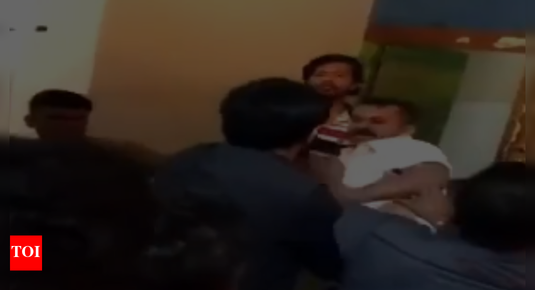 Navi Mumbai: MNS activists beat up hotel manager in Vashi over playing Marathi songs | Navi ...
