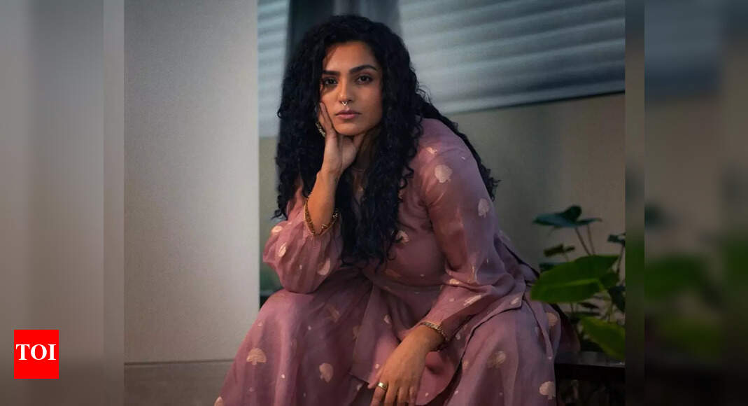 THIS video of Parvathy Thiruvothu is all about self-love! | Malayalam ...