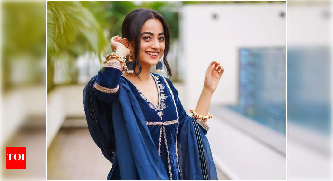 Namitha Pramod Shares A Glimpse Of The Letter She And Her Sister Wrote To Their Father When They