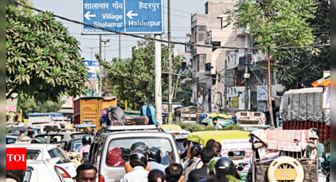 Delhi: Infrastructure comes to naught as encroachers refuse to give way ...